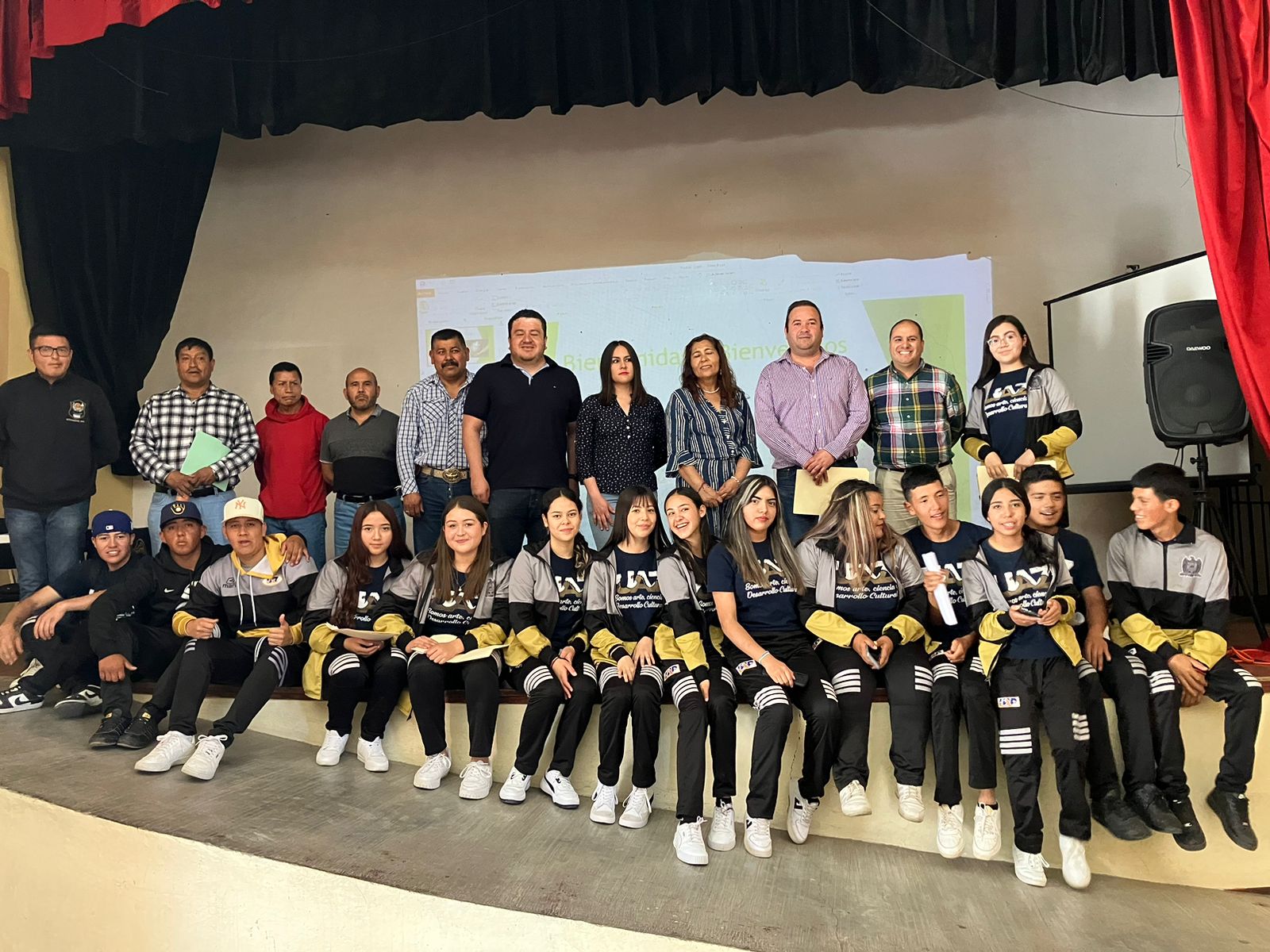 Presentan foro de investigación por alumnos de la UAPUAZ - NTR Zacatecas