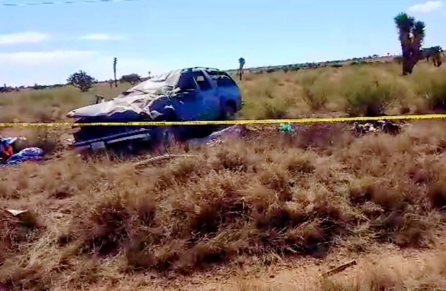 Volcadura deja una mujer sin vida y cuatro lesionados - NTR Zacatecas