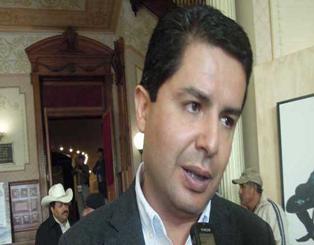 Desatiende Enrique Flores a productores agrícolas - NTR Zacatecas