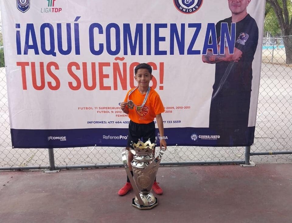 El Maguito Alvarado es campeón del Torneo Leyendas Unidas - NTR Zacatecas