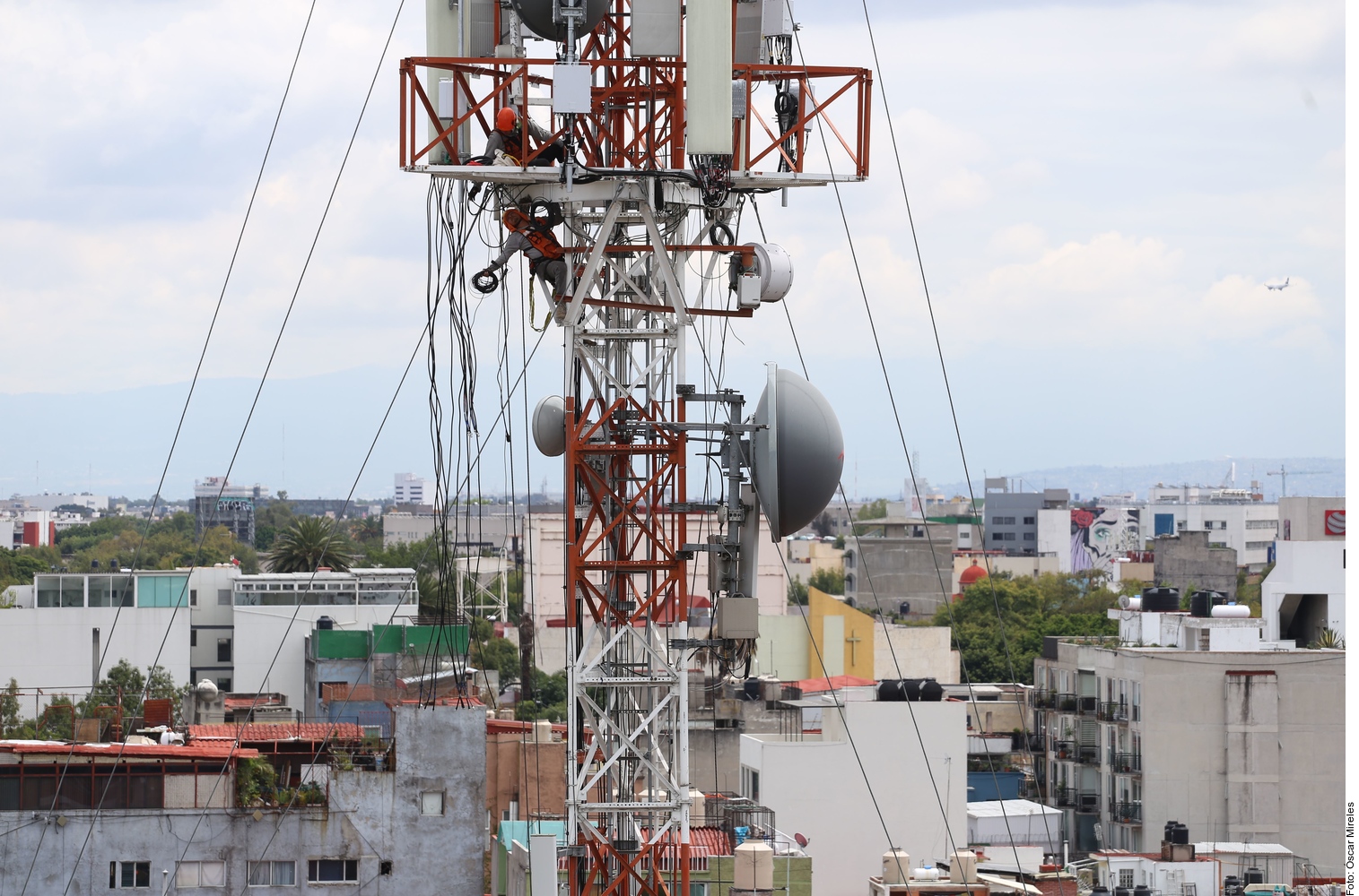 Tras críticas, frena CSP fast track en Telecom - NTR Zacatecas